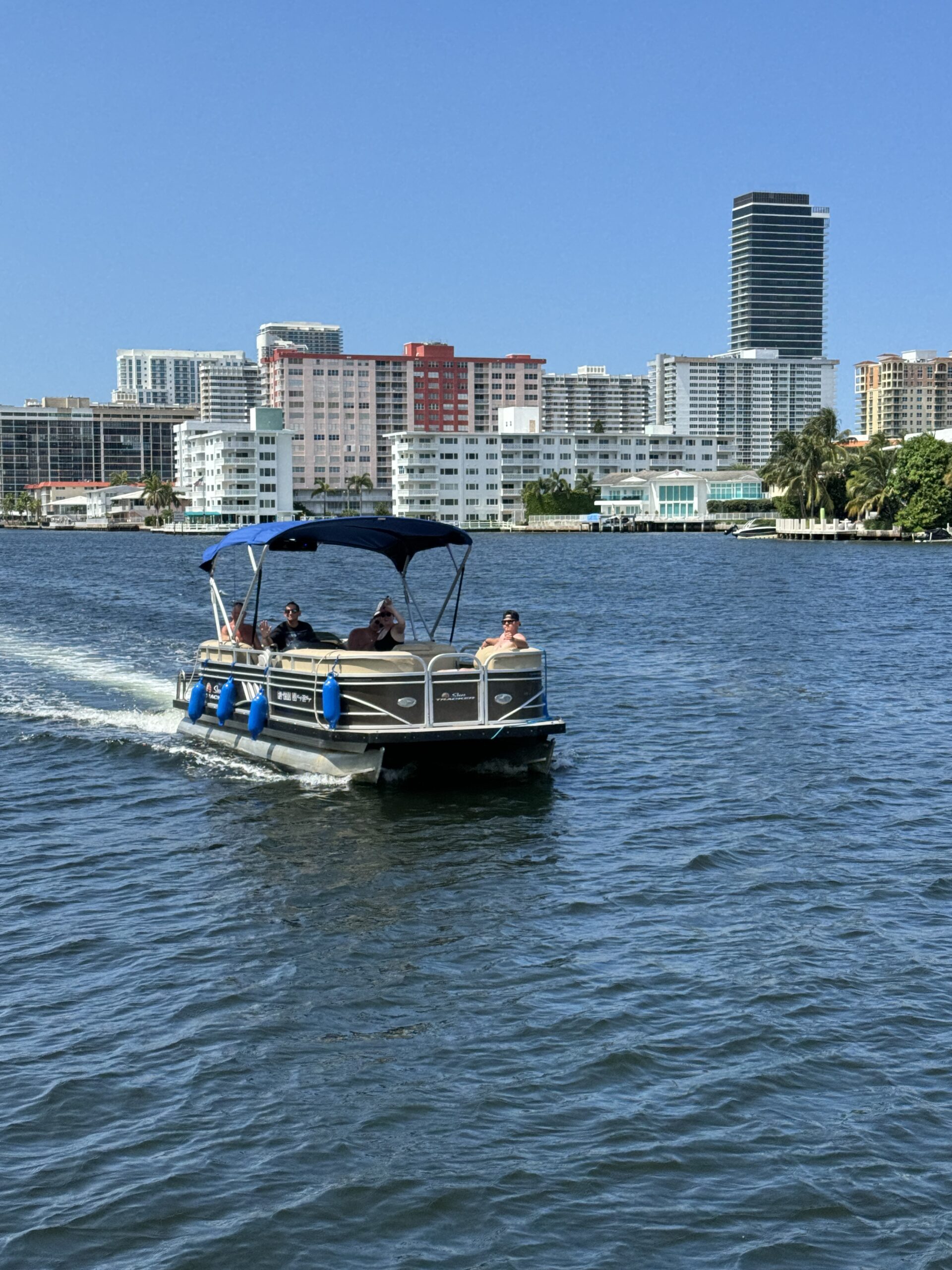 Boats - Miami Turistico